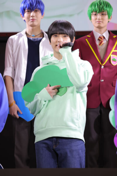 舞台『おそ松さん』2nd SEASON、制作発表記者会見のオフィシャルレポート到着！初代おそ松・高崎翔太「トト子ちゃんとギャンブルを愛しなさい ...