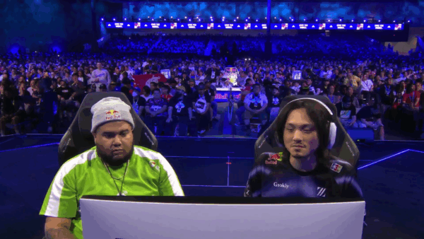 「EVO 2025」『スト6』部門でMenaRD選手が優勝。5月の「EVO Japan」優勝に続いて